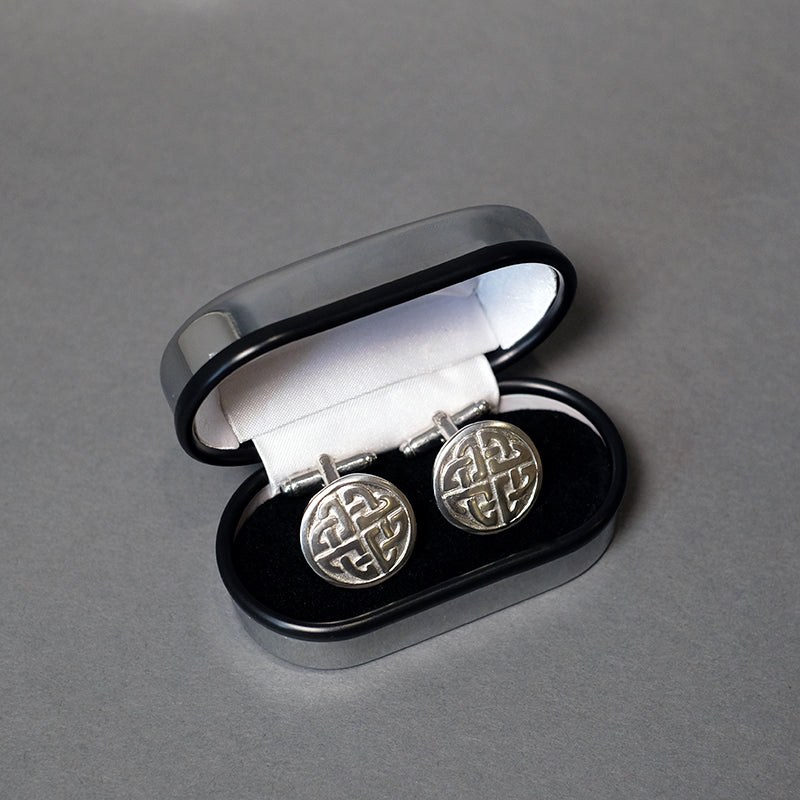 Round Pewter Cufflinks with Knot Design – Highland Store